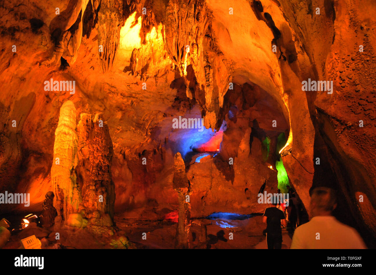 Guilin, Guilin, China. 20th Mar, 2019. Guilin, CHINA-The Reed Flute ...