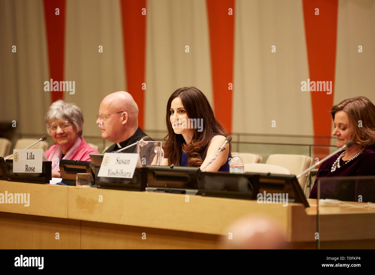 Sue ellen hi-res stock photography and images - Alamy