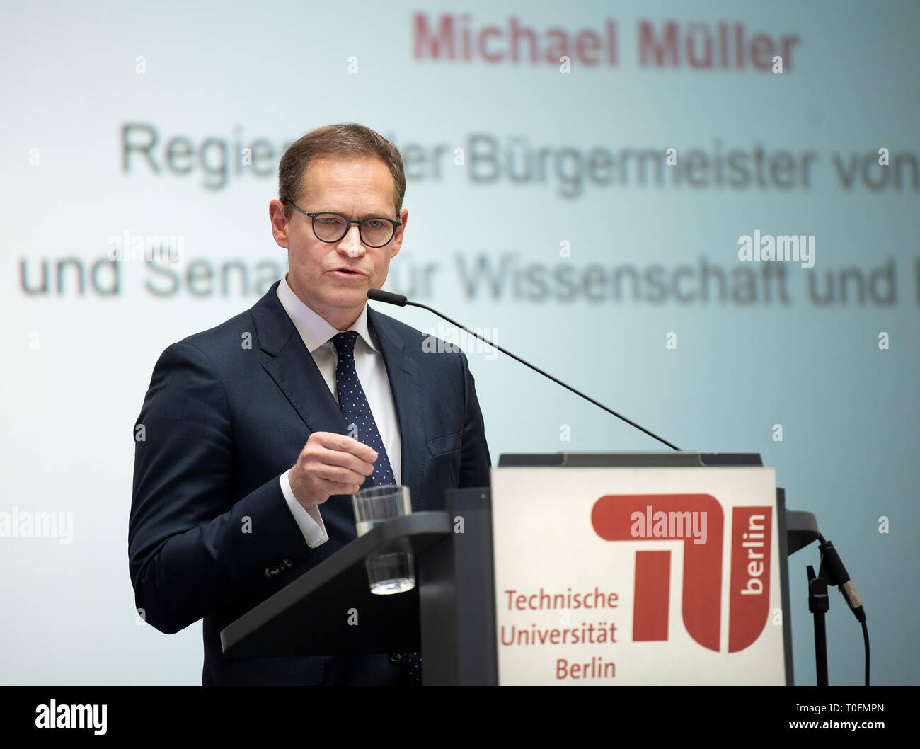 Arthur Langerman High Resolution Stock Photography and Images - Alamy