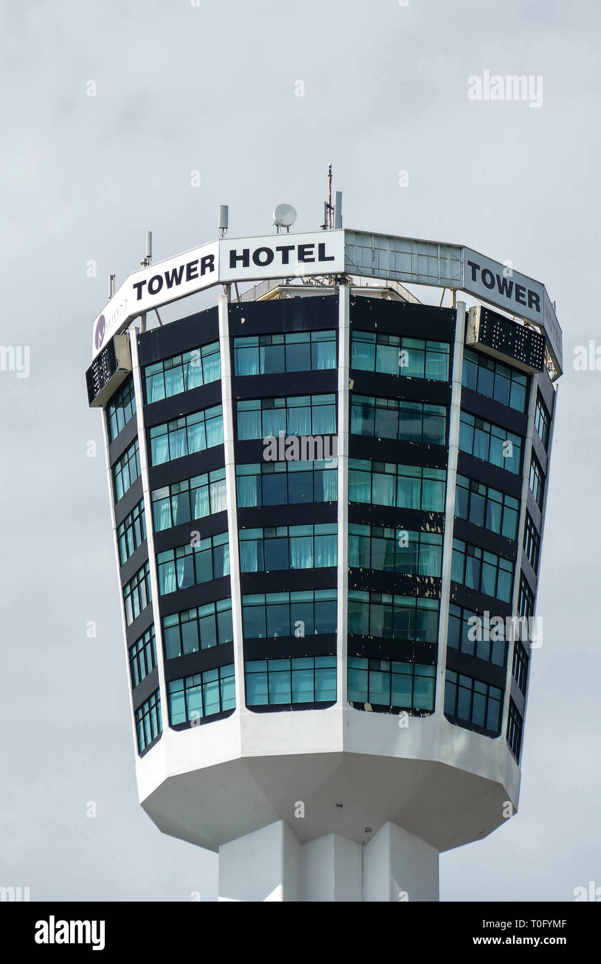 NIAGARA FALLS - MAY 29, 2016: Tower hotel building seen on Canadian ...