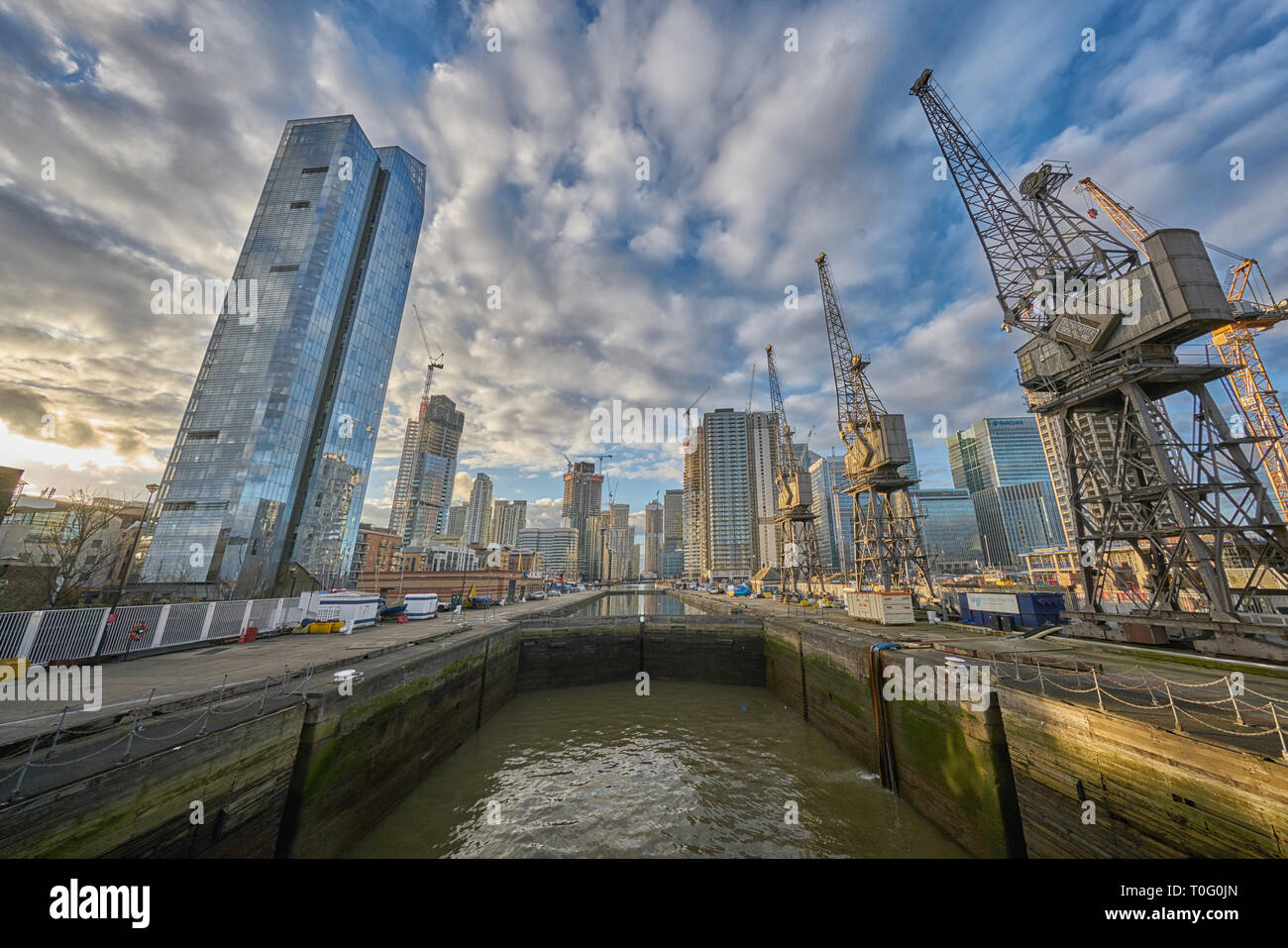 Blackwall basin hi-res stock photography and images - Alamy