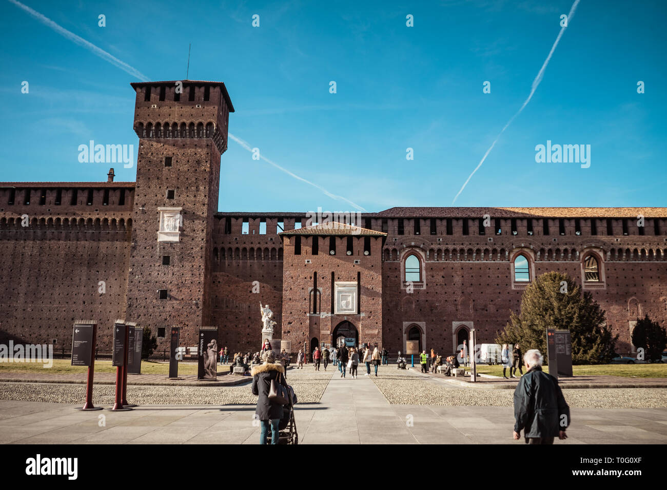 Milan clock tower palace hi-res stock photography and images - Alamy