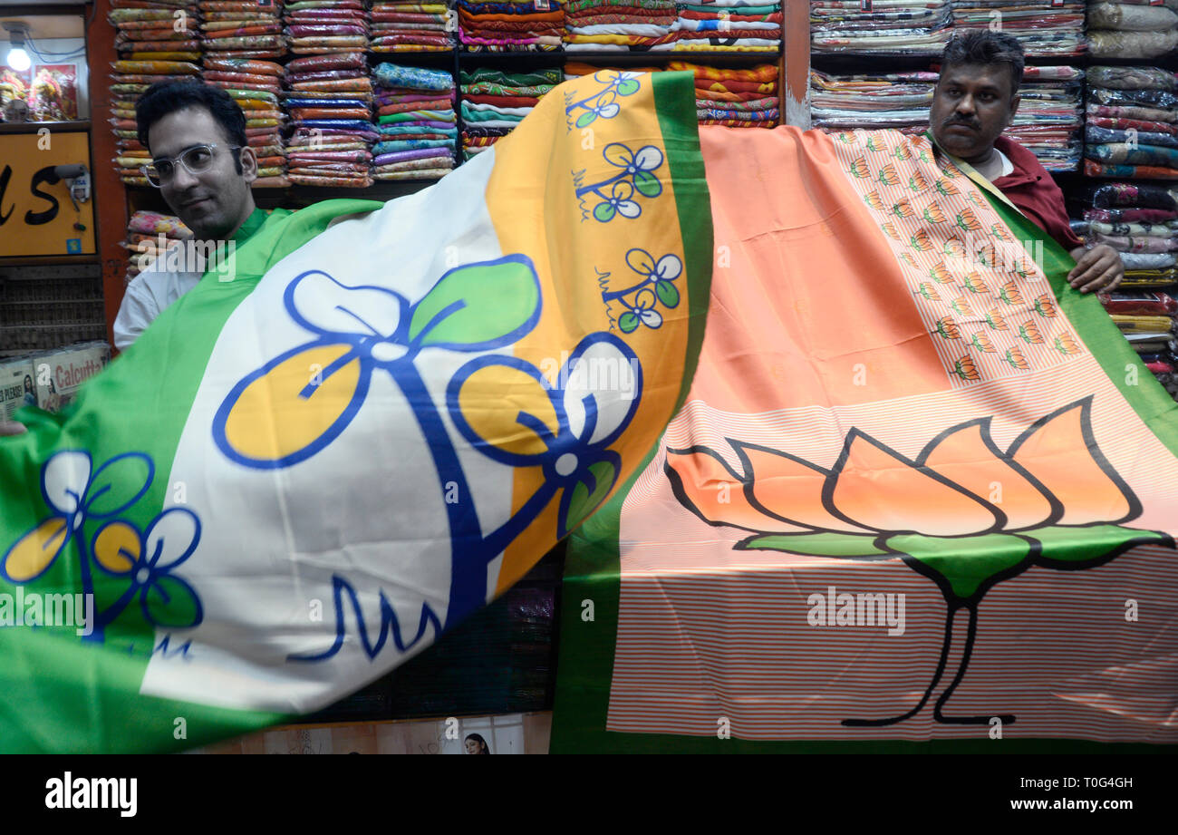 India saree 19th hi-res stock photography and images - Alamy