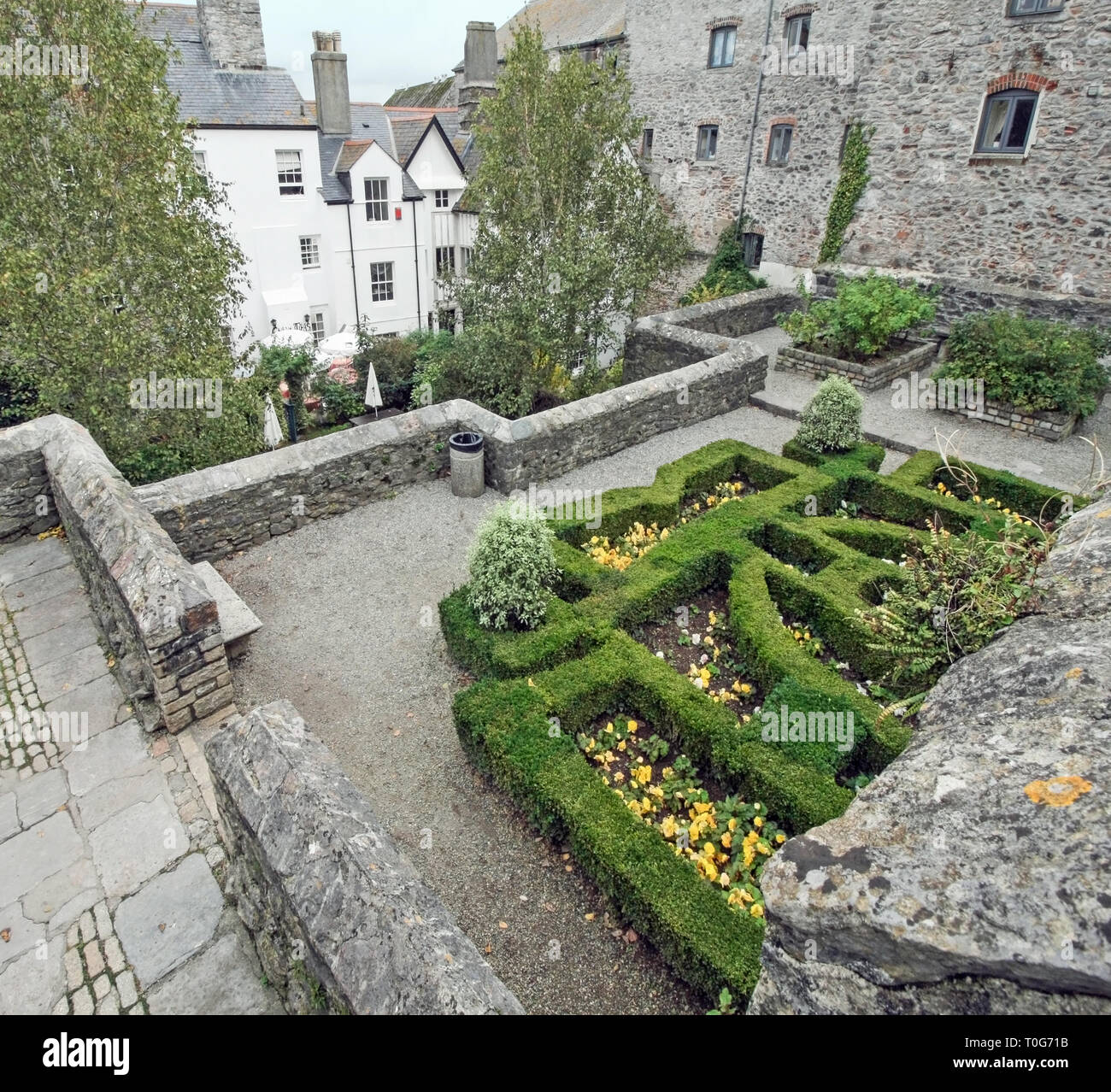 Elizabethan gardens plymouth hi-res stock photography and images - Alamy