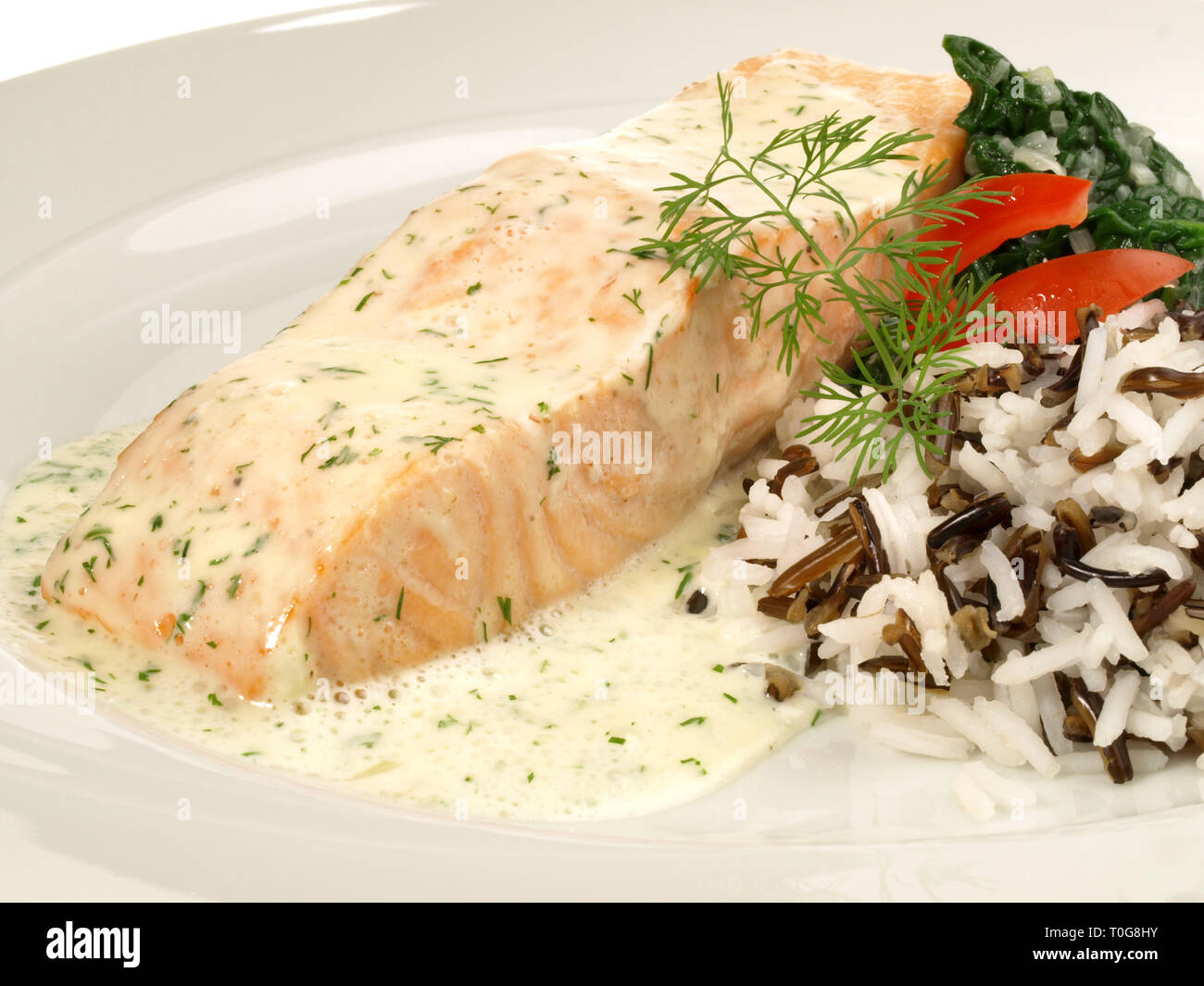 Salmon fillet and spinach hi-res stock photography and images - Alamy
