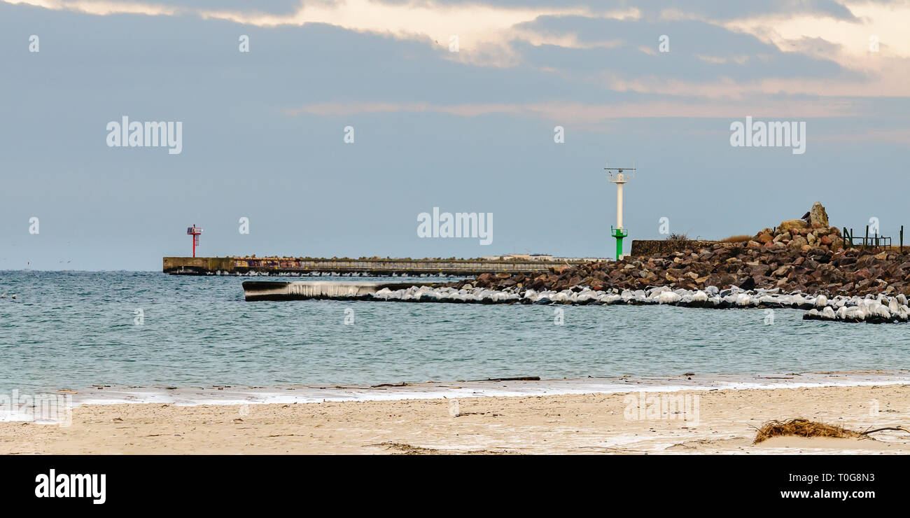 Pucka Bay (Hel Peninsula, Poland) in winter time. Pier following ...