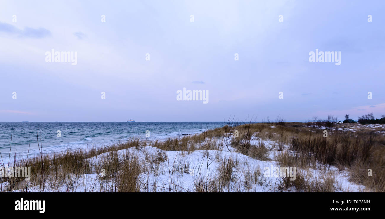 Pucka Bay (Hel Peninsula, Poland) in winter time Stock Photo - Alamy