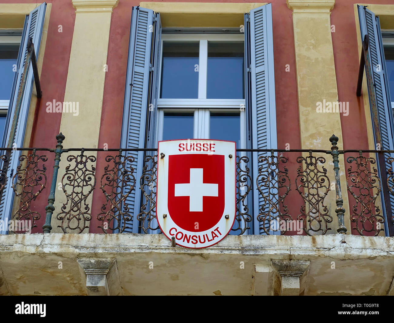 Swiss consulate hi-res stock photography and images - Alamy