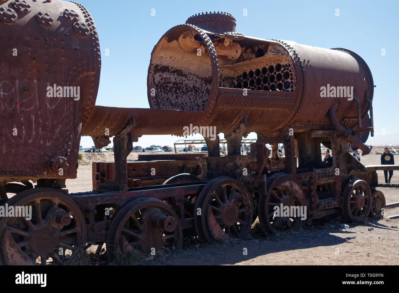 Cemeterio de trenes (Train cemetery) in Uyuni Stock Photo - Alamy