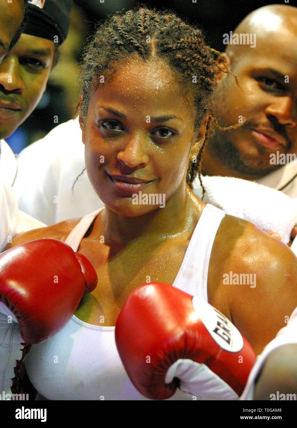 Laila ali 2002 hi-res stock photography and images - Alamy