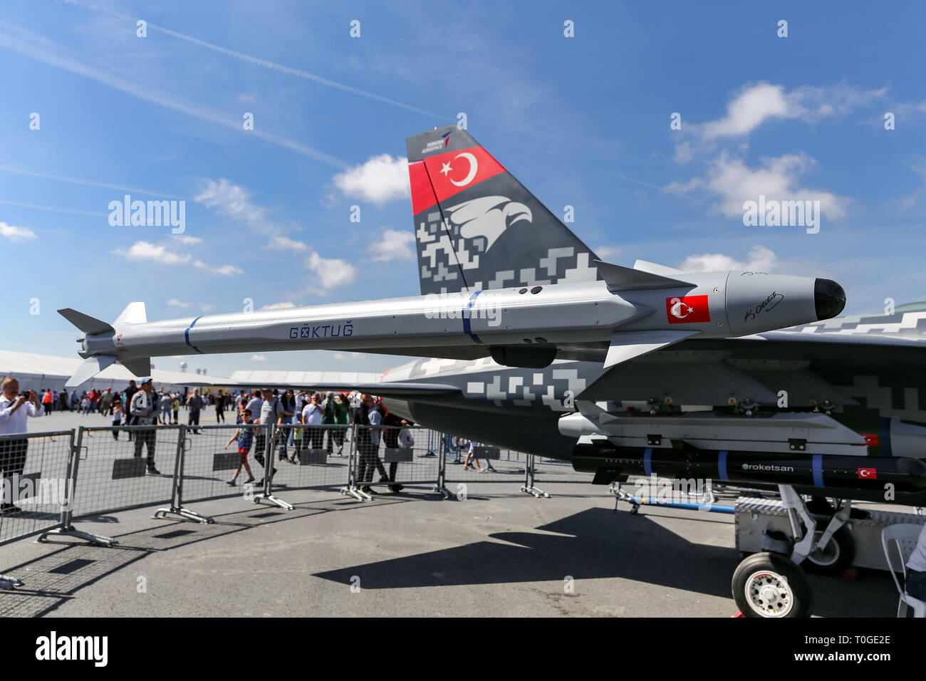 Tai tf x hi-res stock photography and images - Alamy