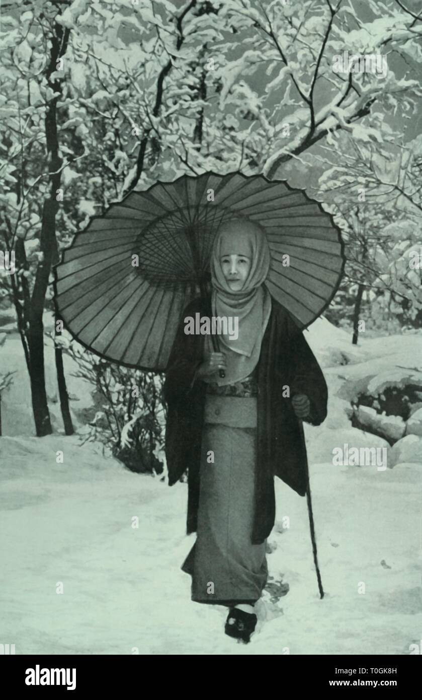 'December in Japan', 1910. Creator: Herbert Ponting Stock Photo - Alamy