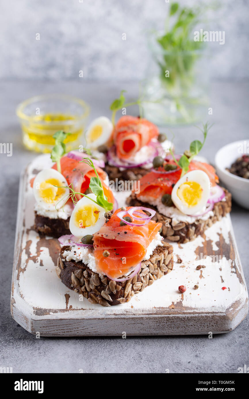 Open faced deli sandwich hi-res stock photography and images - Alamy