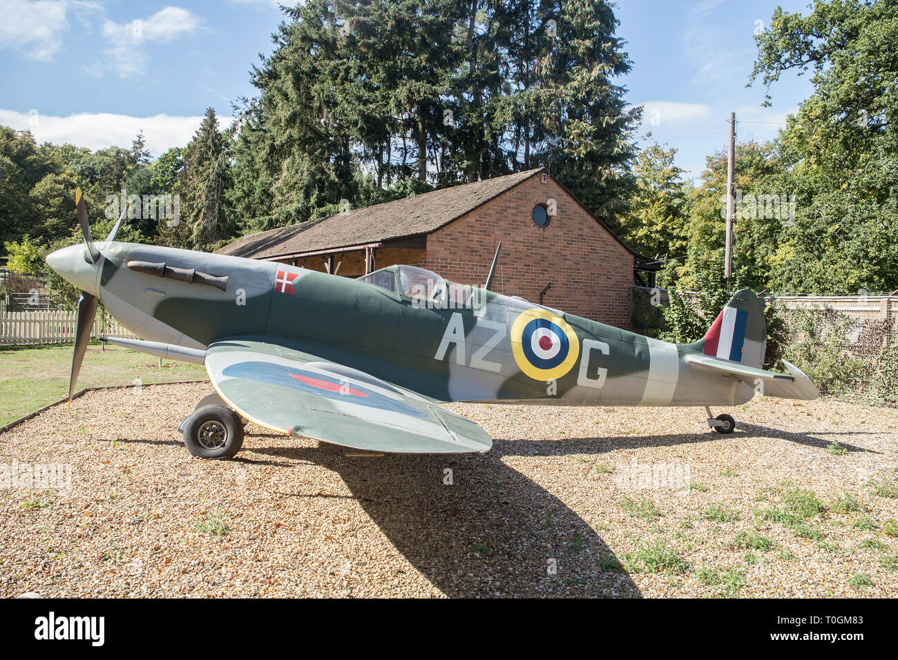 'Aksel's Spitfire' a replica Spitfire at Beale Wildlife Park and ...