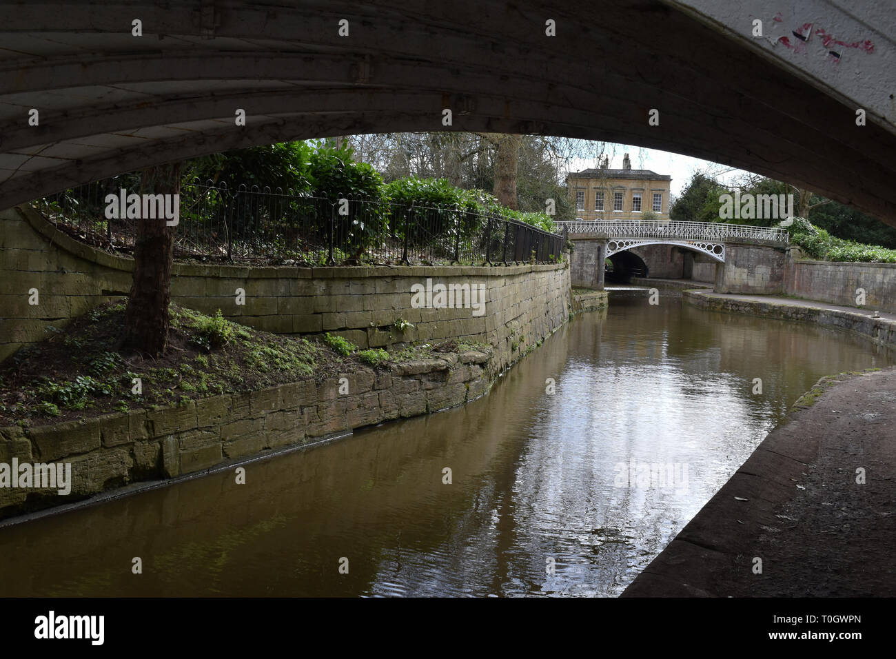 The Kennet and Avon Canal in Bath Stock Photo - Alamy