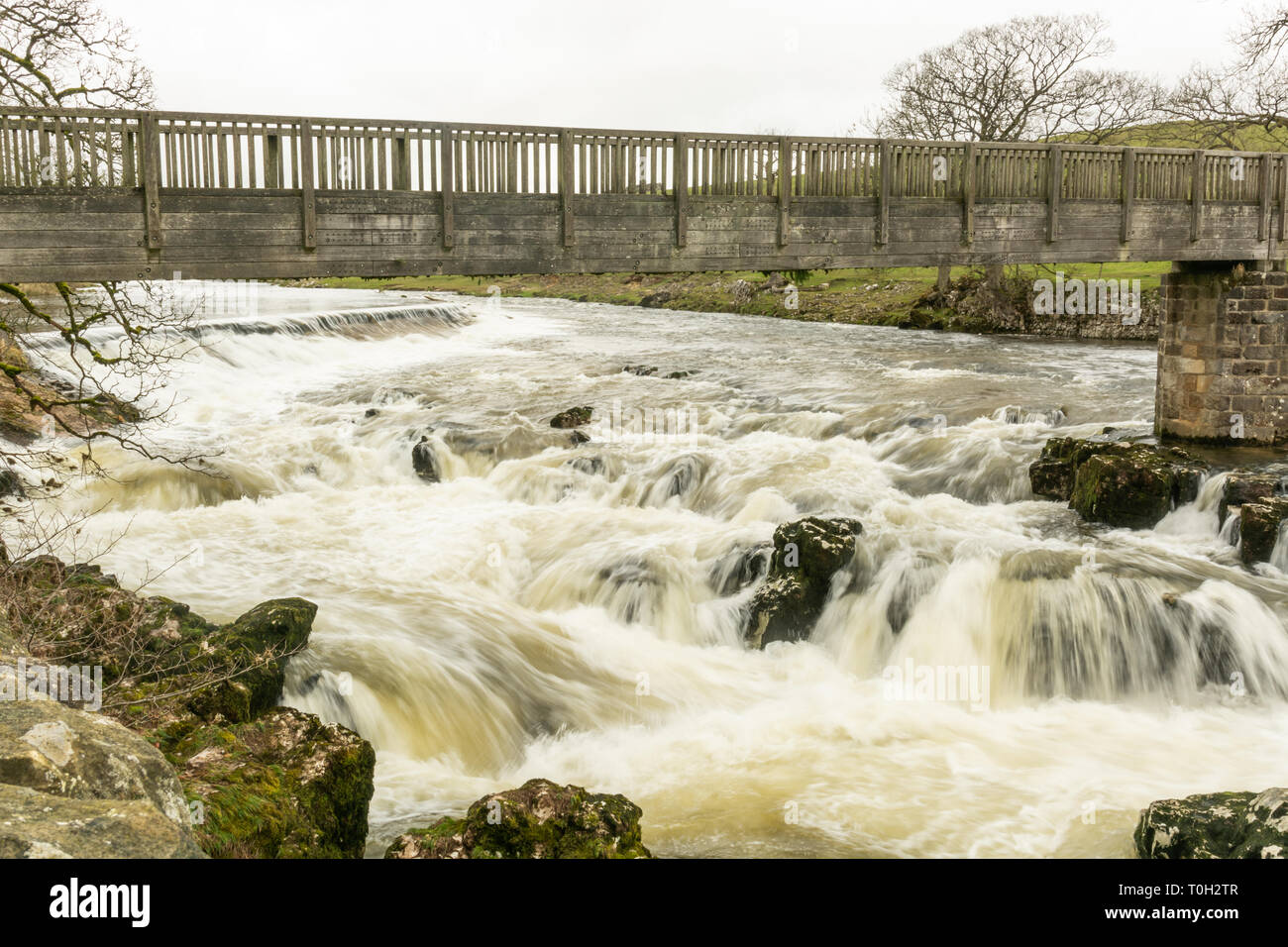 Bridge over the River Wharfe at Grassington Stock Photo - Alamy