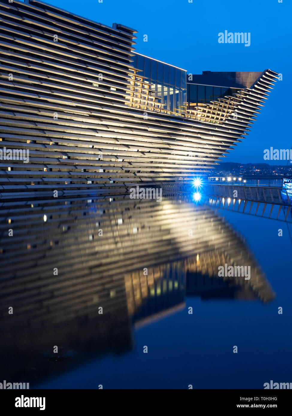 V&A Dundee design museum designed by Kengo Kuma at Riverside Esplanade ...