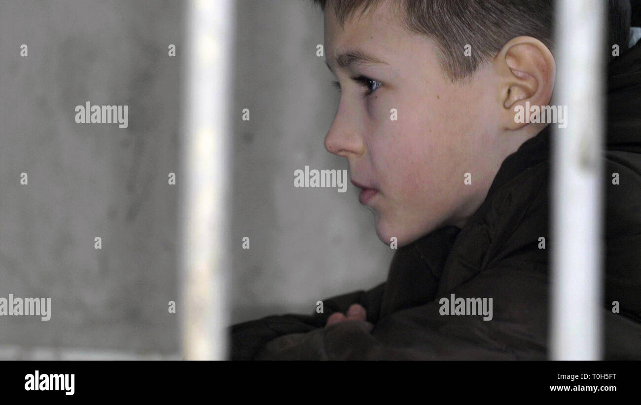 Child shadow crying hi-res stock photography and images - Alamy