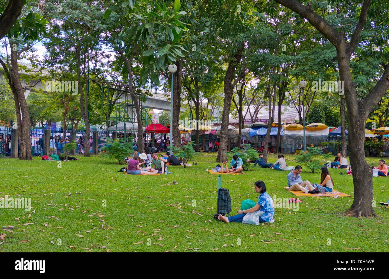 Chatuchak park hi-res stock photography and images - Alamy