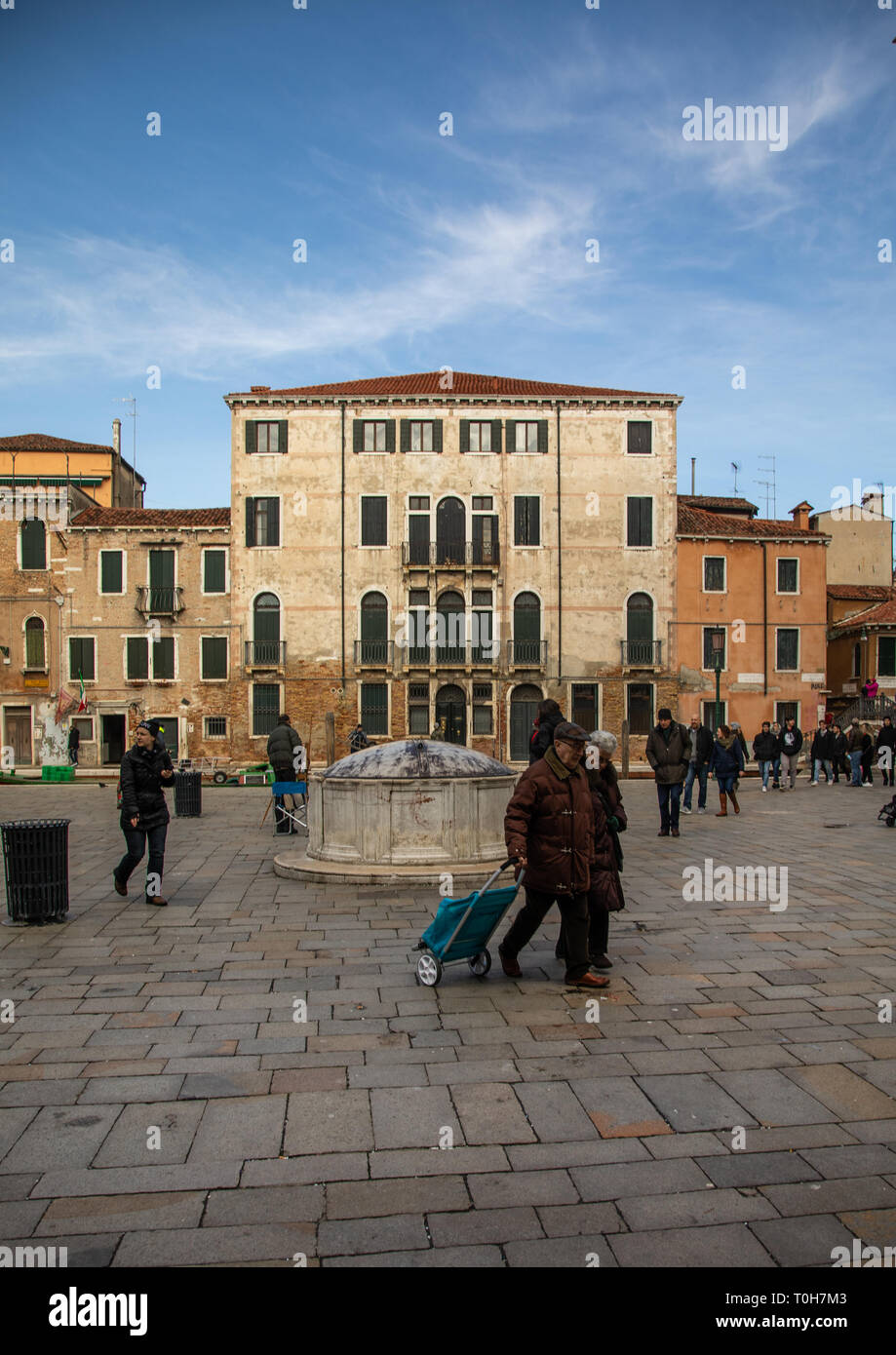 People on a square in the old town, Veneto, Venice, Italia Stock Photo ...