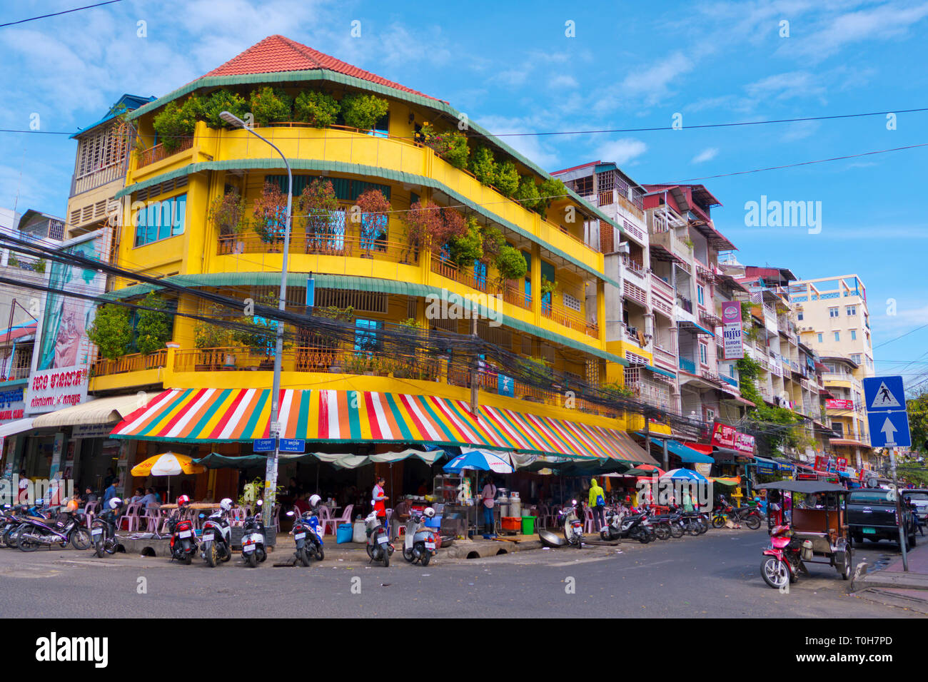 Street 13, Riverfront area, Phnom Penh, Cambodia, Asia Stock Photo - Alamy