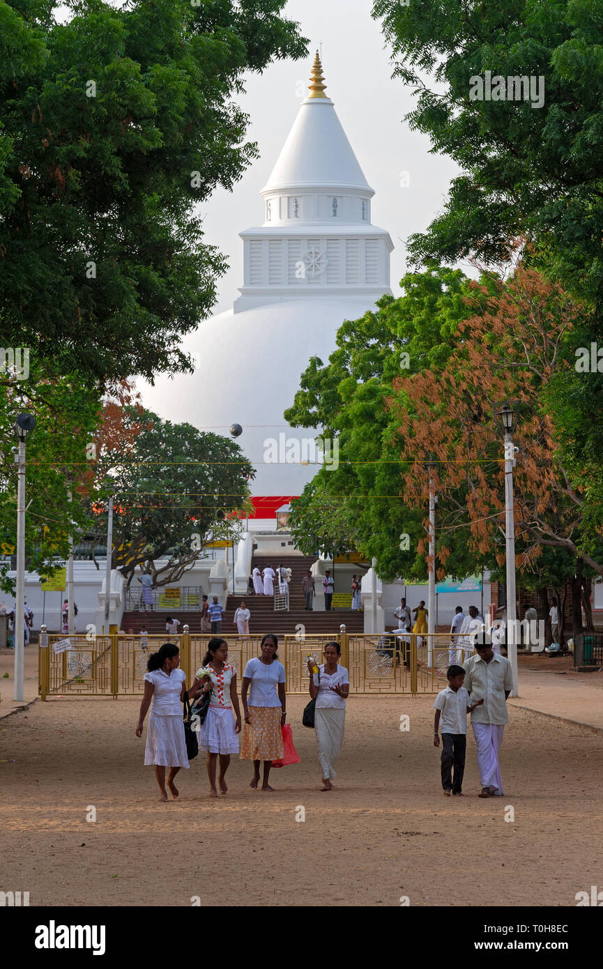 Sacred city of Kataragama Stock Photo - Alamy