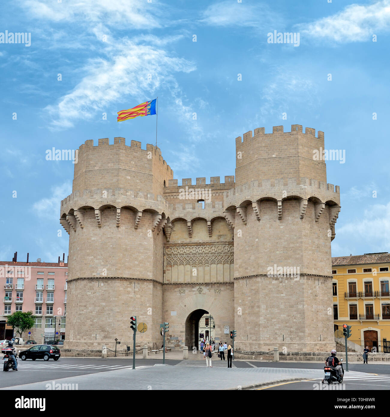 Valencia medieval wall hi-res stock photography and images - Alamy