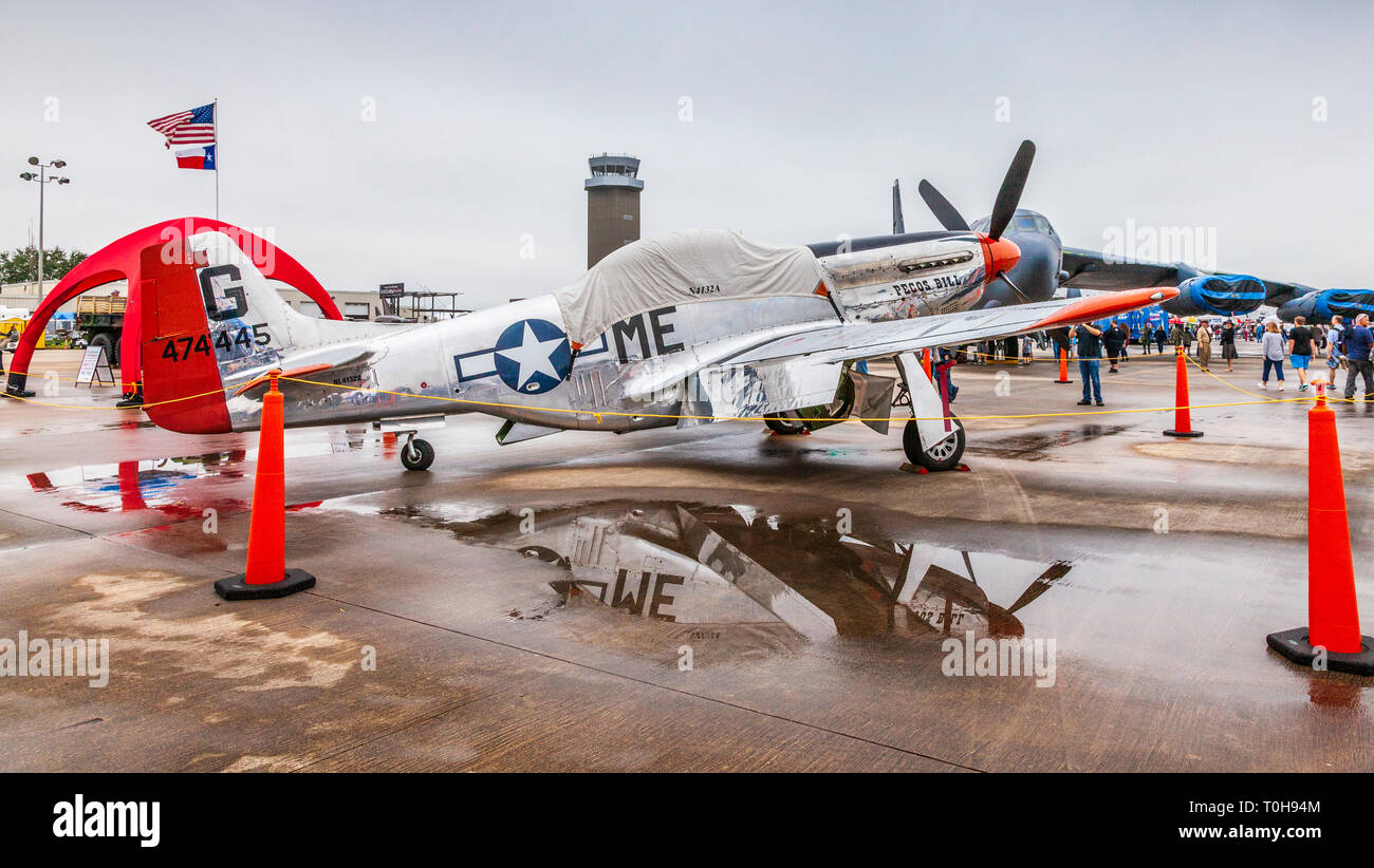 Ellington aviation field hi-res stock photography and images - Alamy
