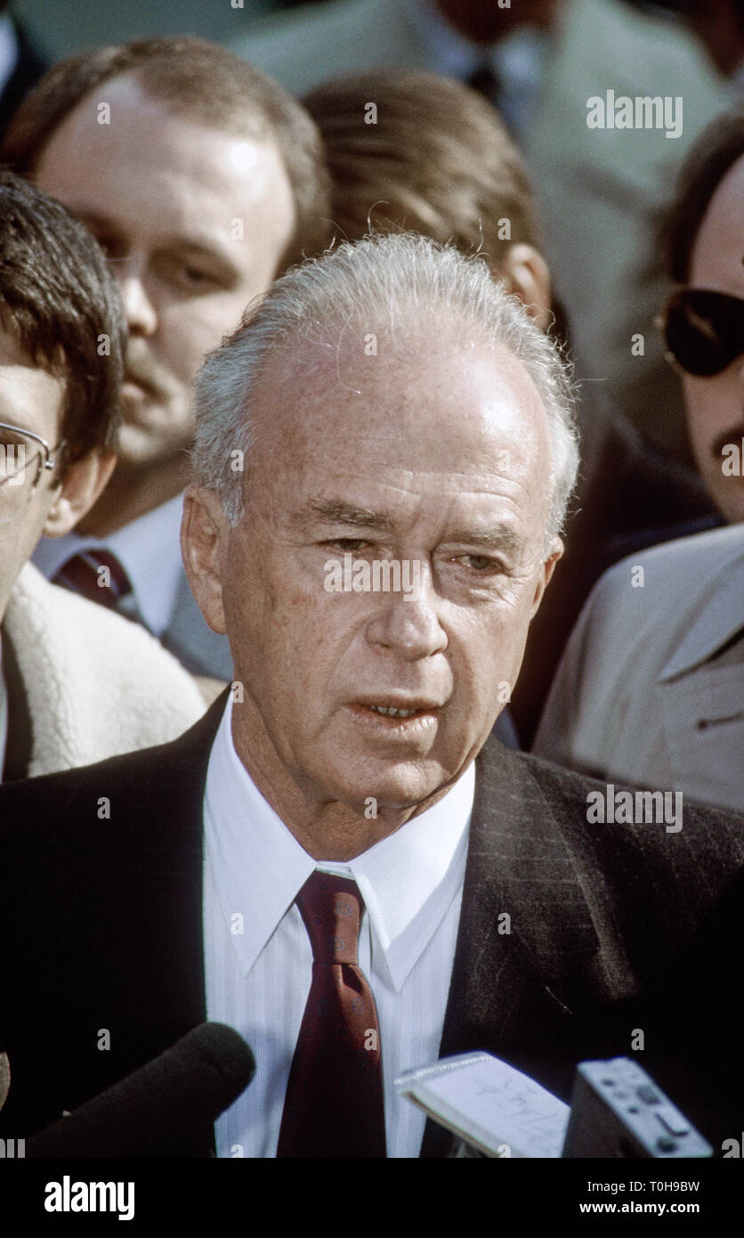 Suez canal talks hi-res stock photography and images - Alamy