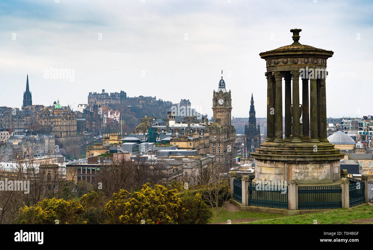 Edinburgh city skyline view hi-res stock photography and images - Alamy