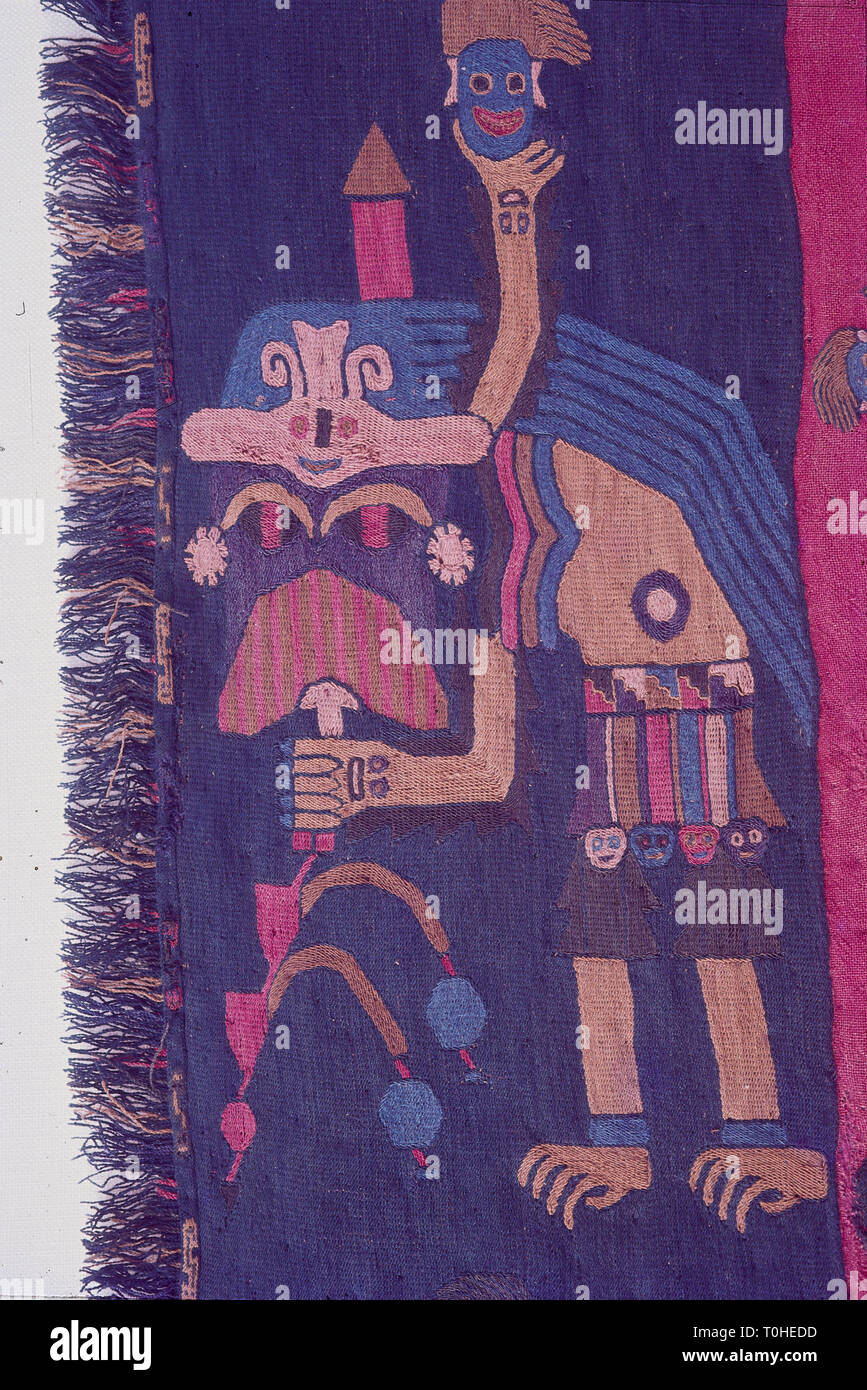 Paracas textile hi-res stock photography and images - Alamy