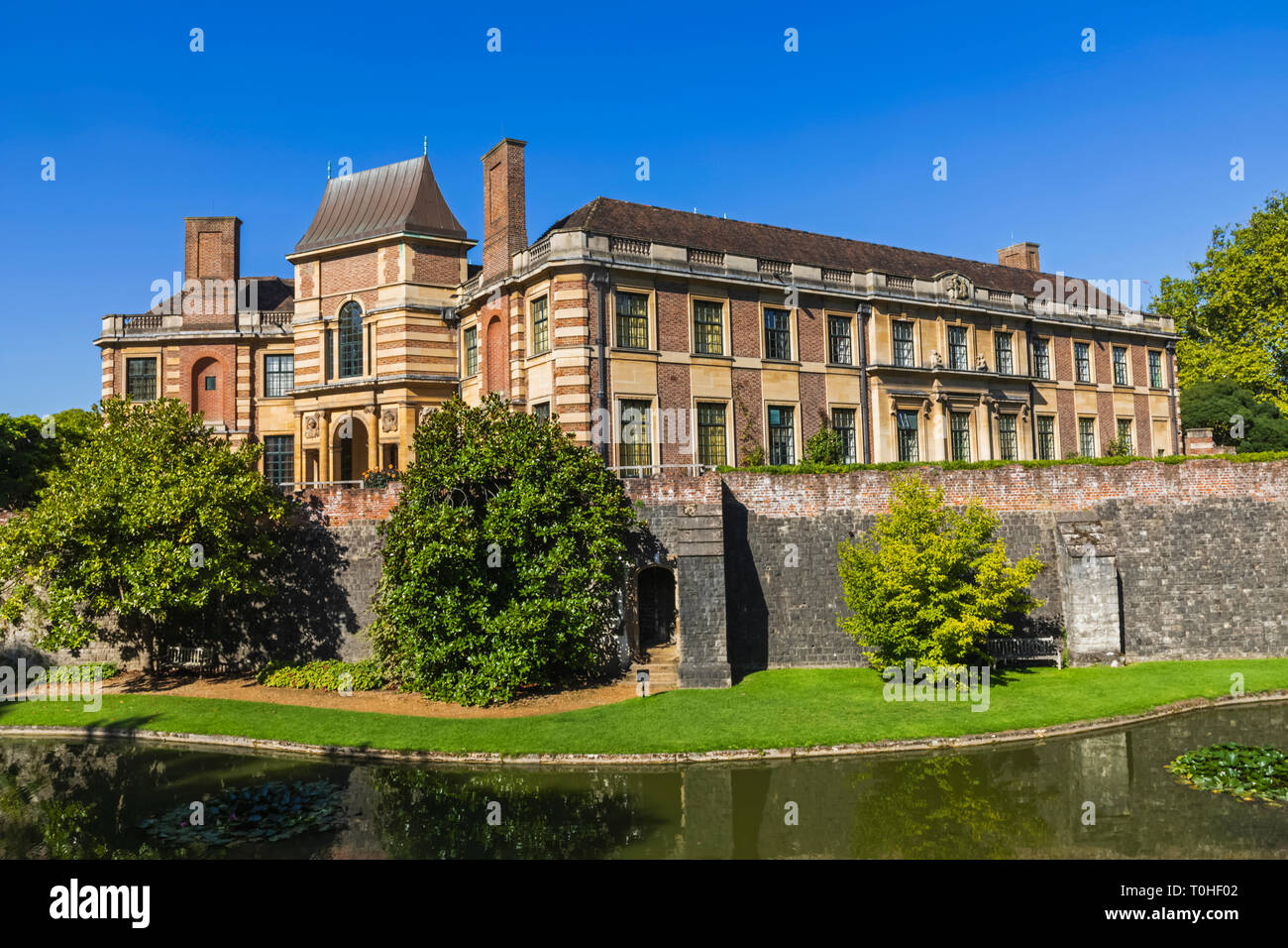 Stephen and virginia courtauld hi-res stock photography and images - Alamy