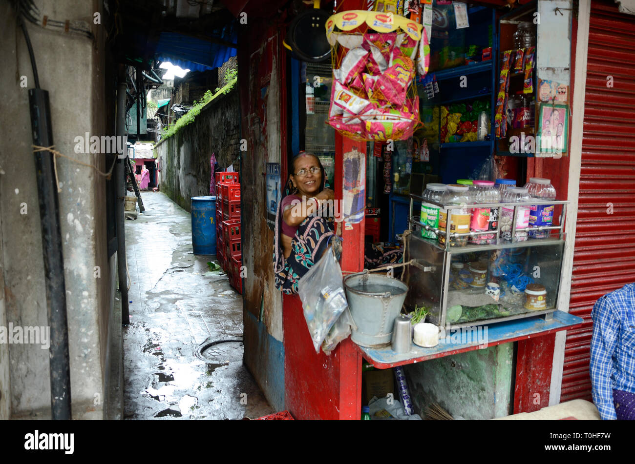 Indian shopkeeper woman hi-res stock photography and images - Alamy