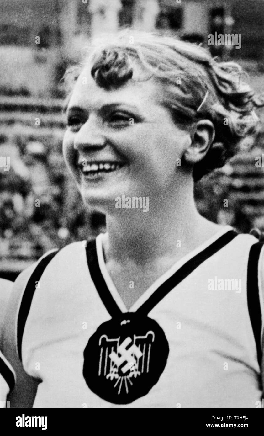 Tilly fleischer hi-res stock photography and images - Alamy