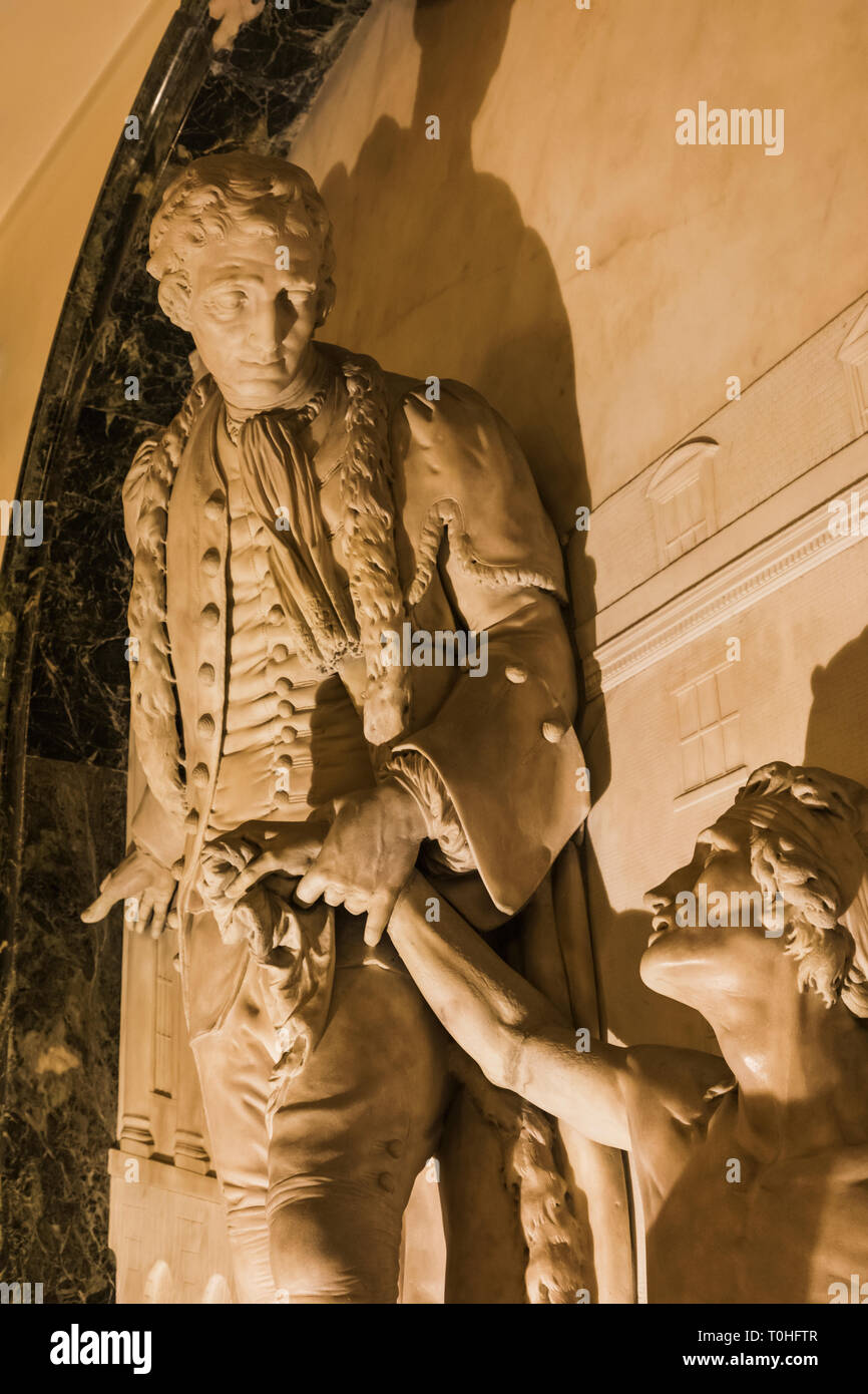 Thomas Guy Statue High Resolution Stock Photography and Images - Alamy