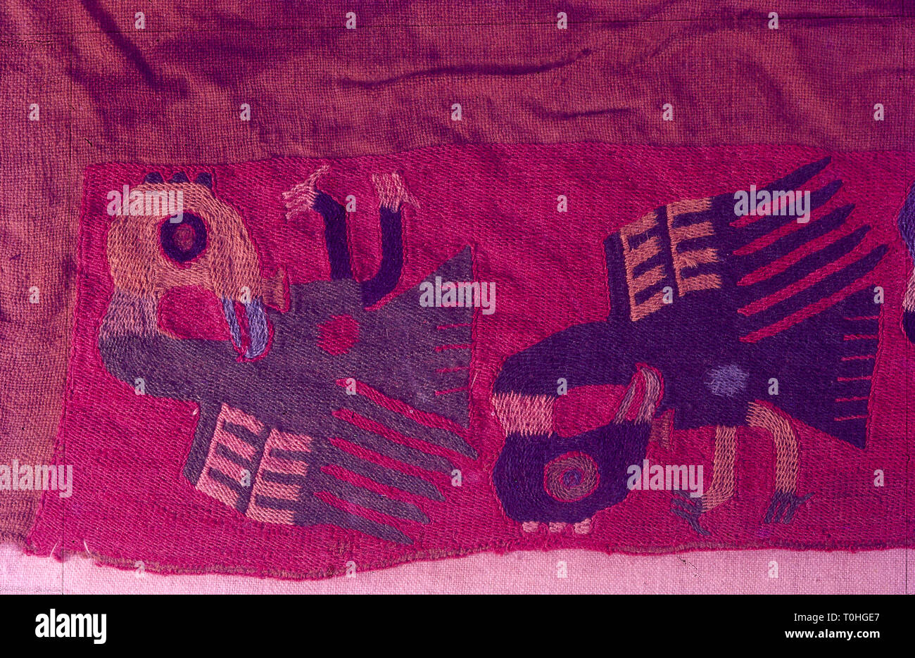 Paracas textile hi-res stock photography and images - Alamy