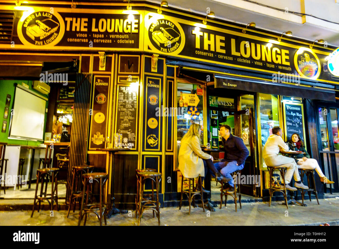 Spain Valencia bar street scene Valencia cafe The Lounge in Valencia ...