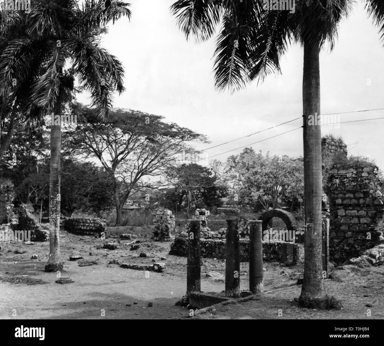 geography / travel, Panama, archeaological, ruin of an old Spanish town ...