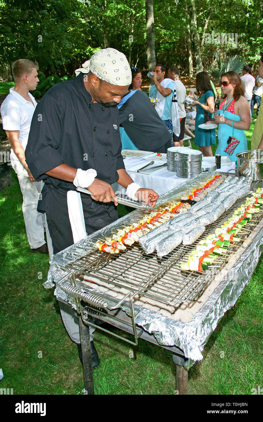 Southampton, NY, USA. 02 Sep, 2007. Atmosphere at The Sunday, Sep 2 ...
