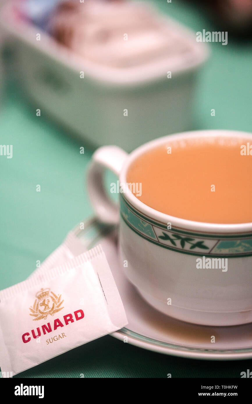 Afternoon Tea Cunard liner QE2 Stock Photo - Alamy