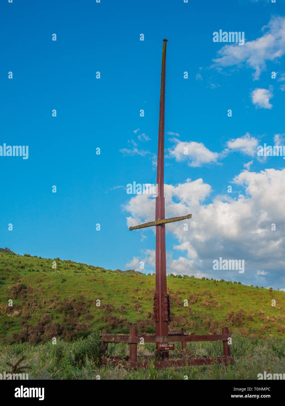 Rongo Nui, Hauhau ceremonial pole, Maraekowhai, Whanganui River ...