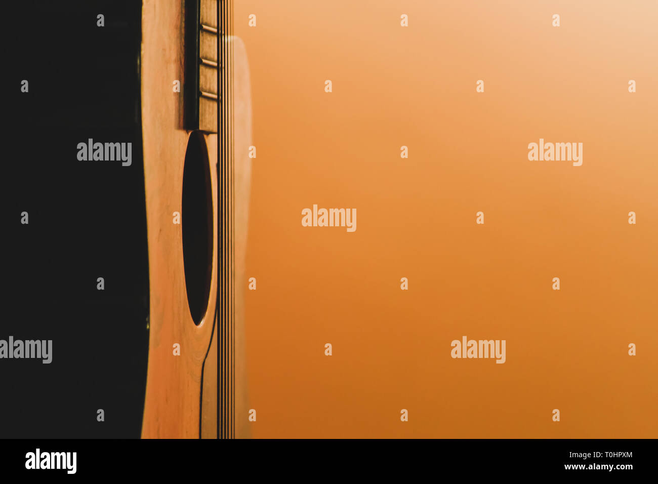 Acoustic guitar guitarist hi-res stock photography and images - Alamy