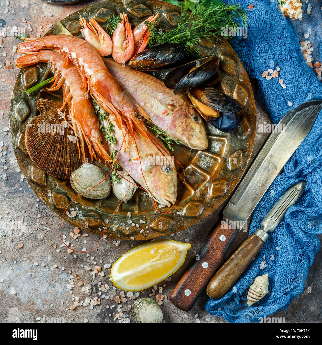 Image of fish, shrimp, shellfish Stock Photo - Alamy