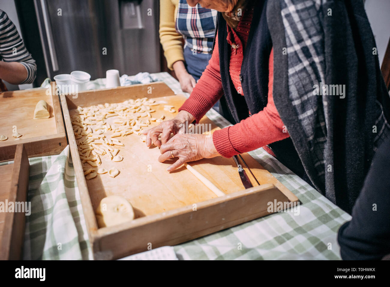 The making of Italian traditional pasta Stock Photo - Alamy