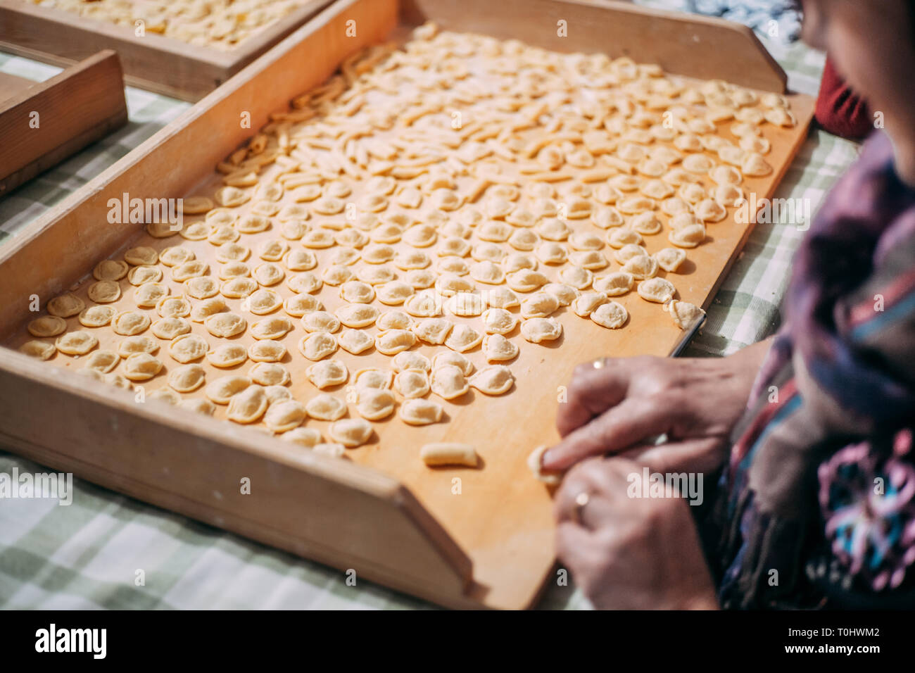 Making of the traditional italian pasta dough Stock Photo - Alamy