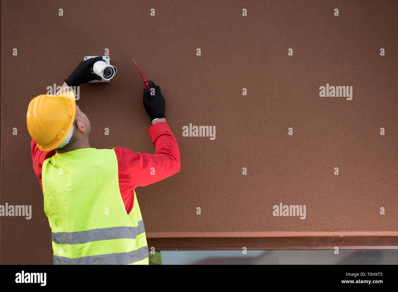 Installing cctv system hi-res stock photography and images - Alamy