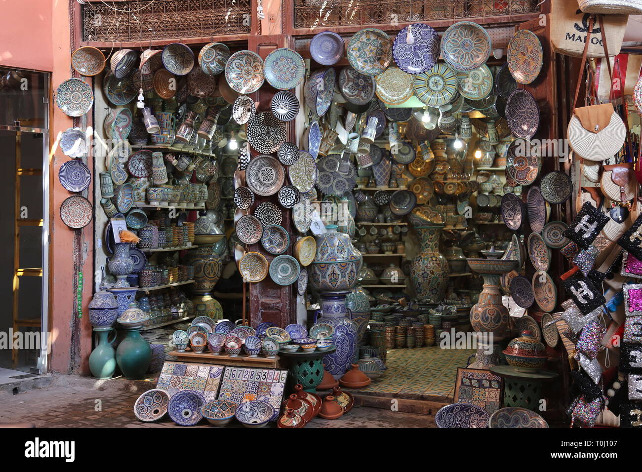 Souk Attarine, Medina, Marrakesh, Marrakesh-Safi region, Morocco, north Africa Stock Photo - Alamy