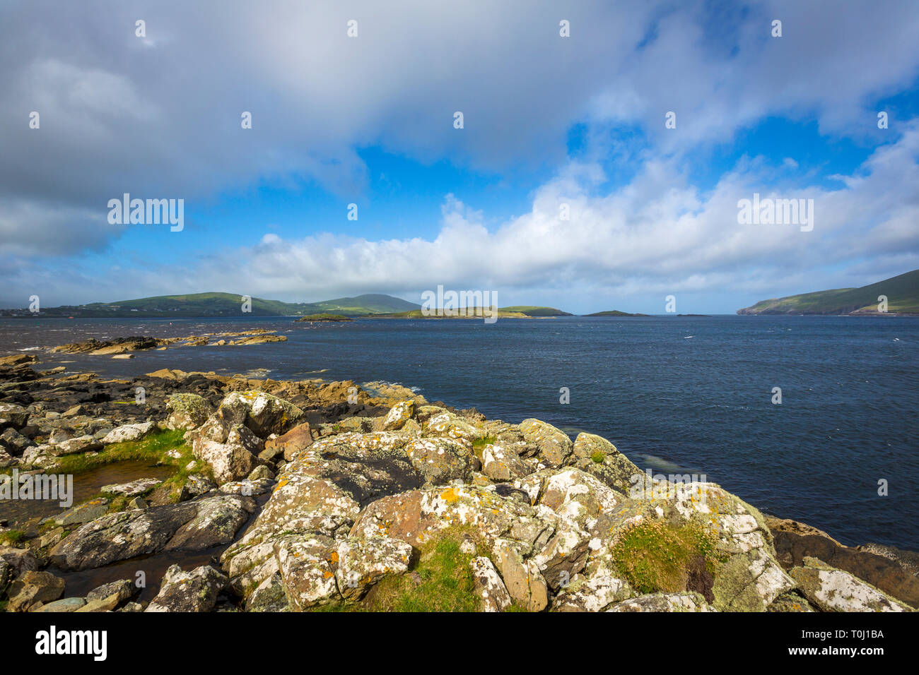 Walking at the White Strand, Co Kerry, Ireland Stock Photo - Alamy