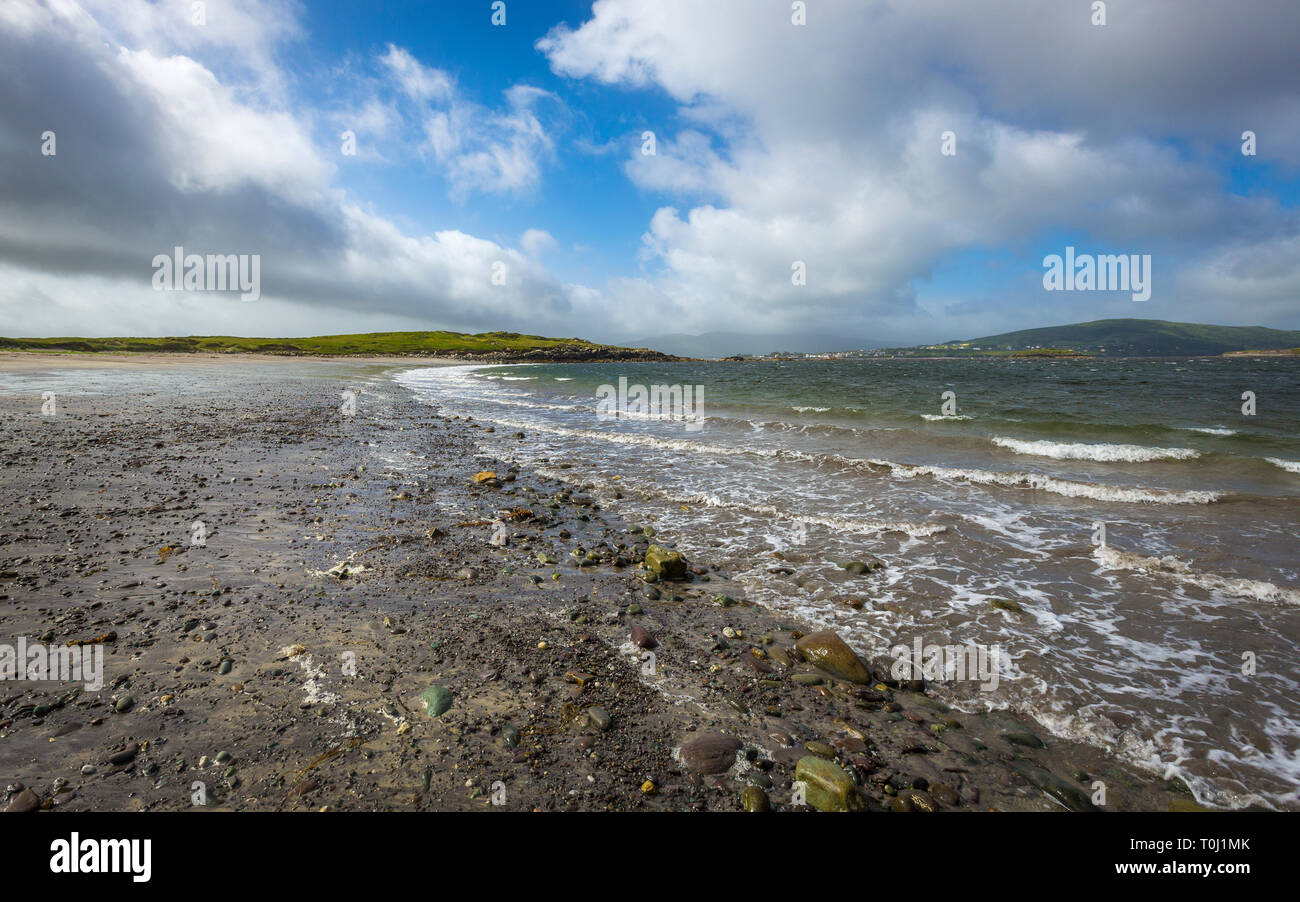 Walking at the White Strand, Co Kerry, Ireland Stock Photo - Alamy