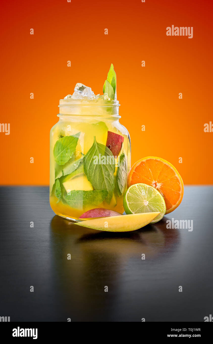 Mango lemonade hi-res stock photography and images - Alamy